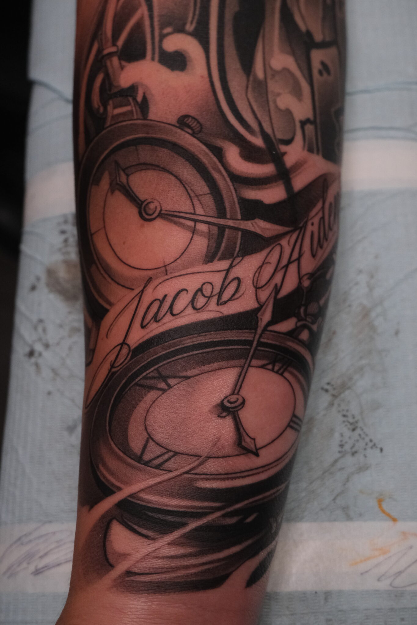 905 INK Tattoo Facility | Custom Tattoo Design Toronto & Brampton