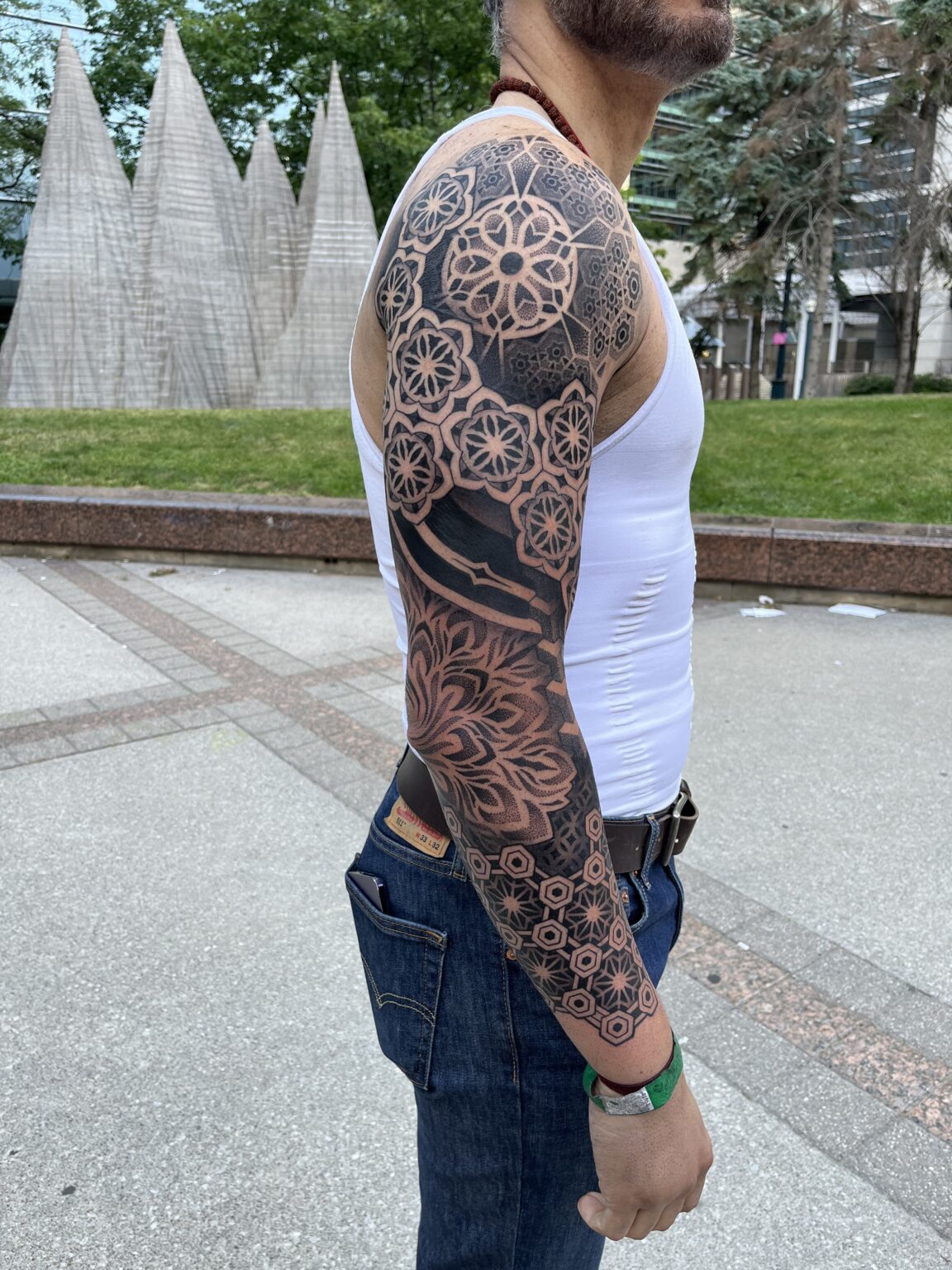 905 INK Tattoo Facility | Custom Tattoo Design Toronto & Brampton